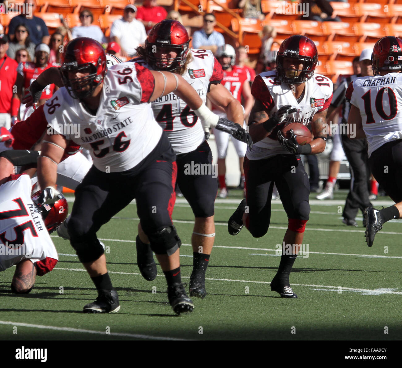 Honolulu, HI, USA. 24th Dec, 2015. San Diego State Aztecs offensive ...