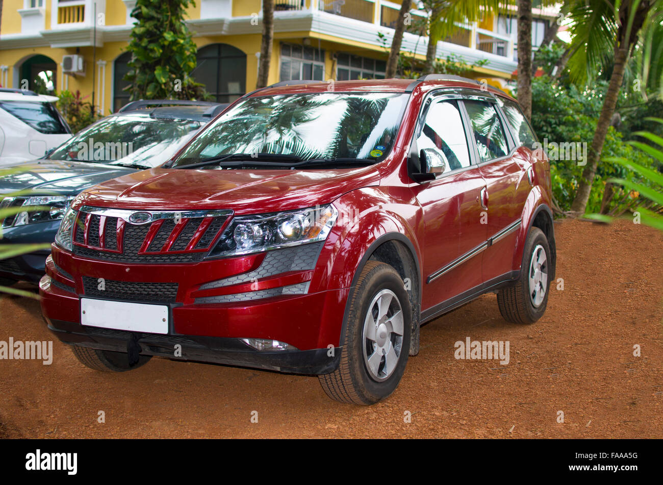 transport car crossover Stock Photo - Alamy