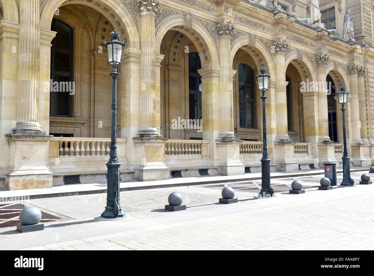 Architecture with columns and light post, Paris, France Stock Photo - Alamy