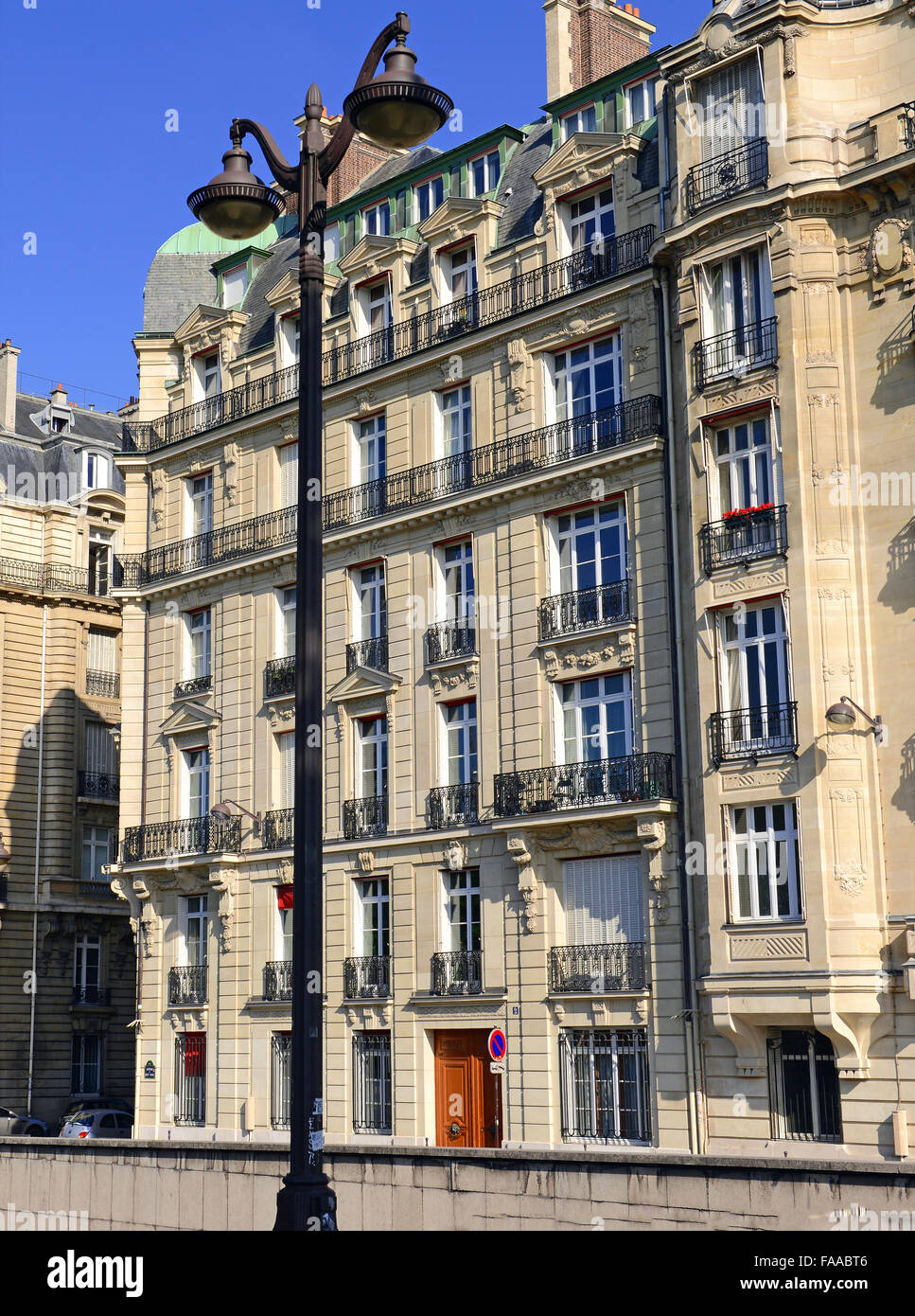 Brick Building facade in Paris, France Stock Photo - Alamy