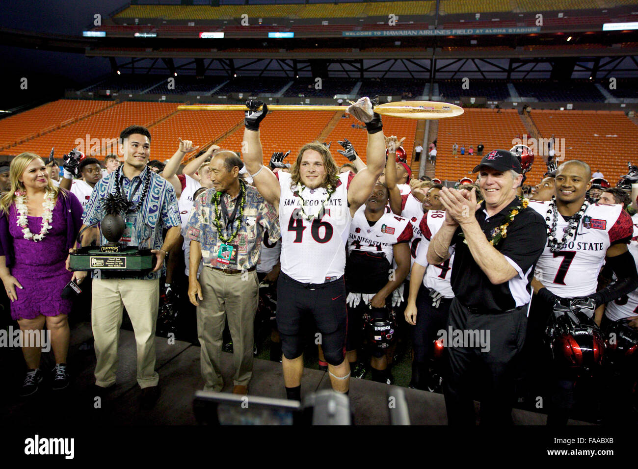 Bowl trophy hi hi-res stock photography and images - Alamy