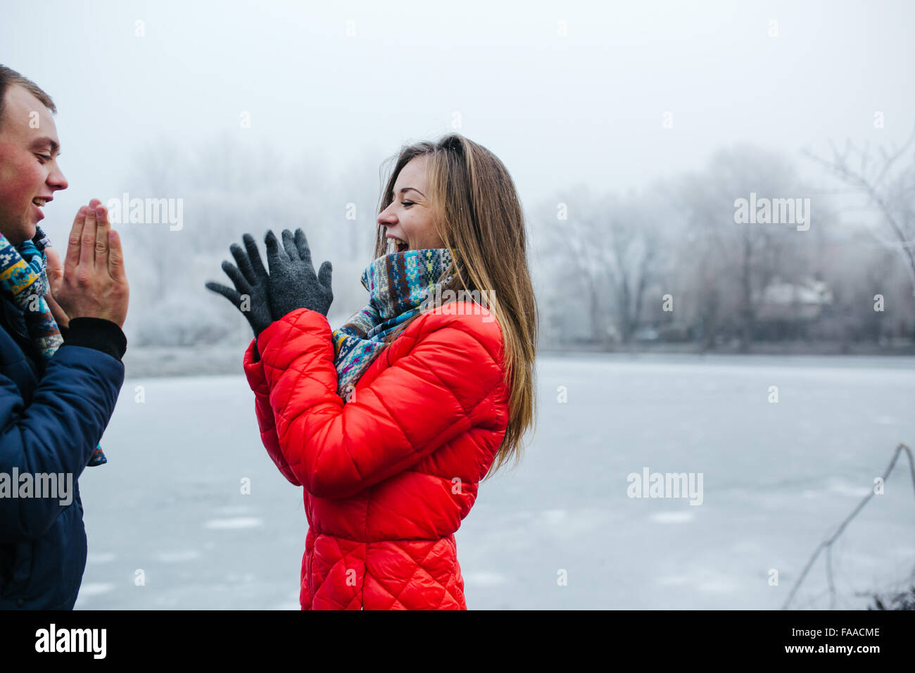 Two young women clapping their hands hi-res stock photography and ...