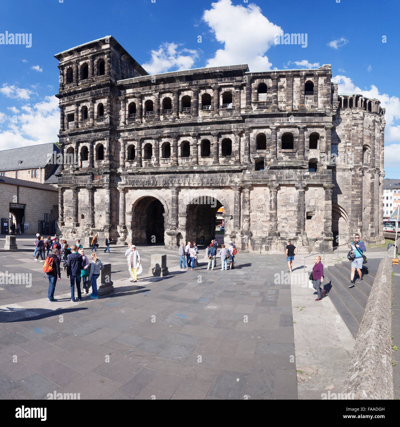 Roman city gate Porta Nigra, UNESCO World Heritage Site, Trier ...