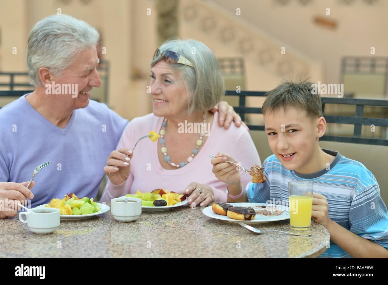 Happy Family Breakfast
