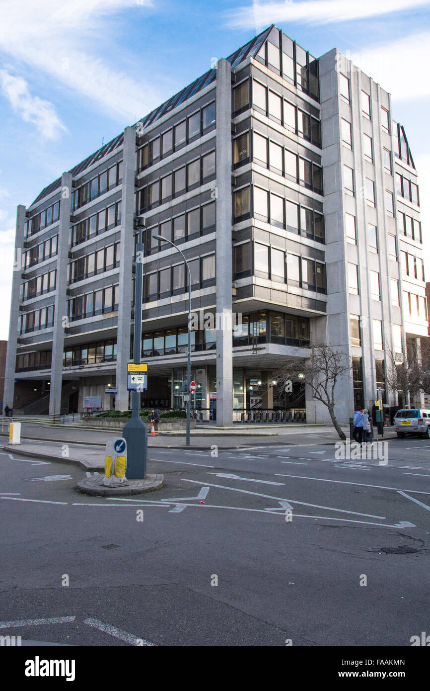 Hammersmith Town Hall High Resolution Stock Photography and Images - Alamy