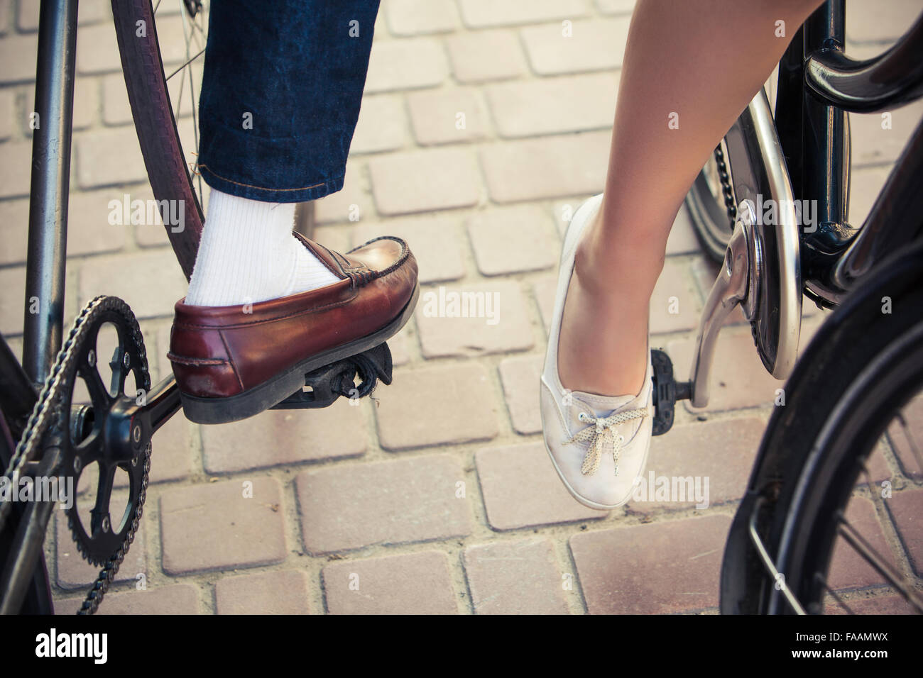Two people sitting on opposite hi-res stock photography and images - Alamy