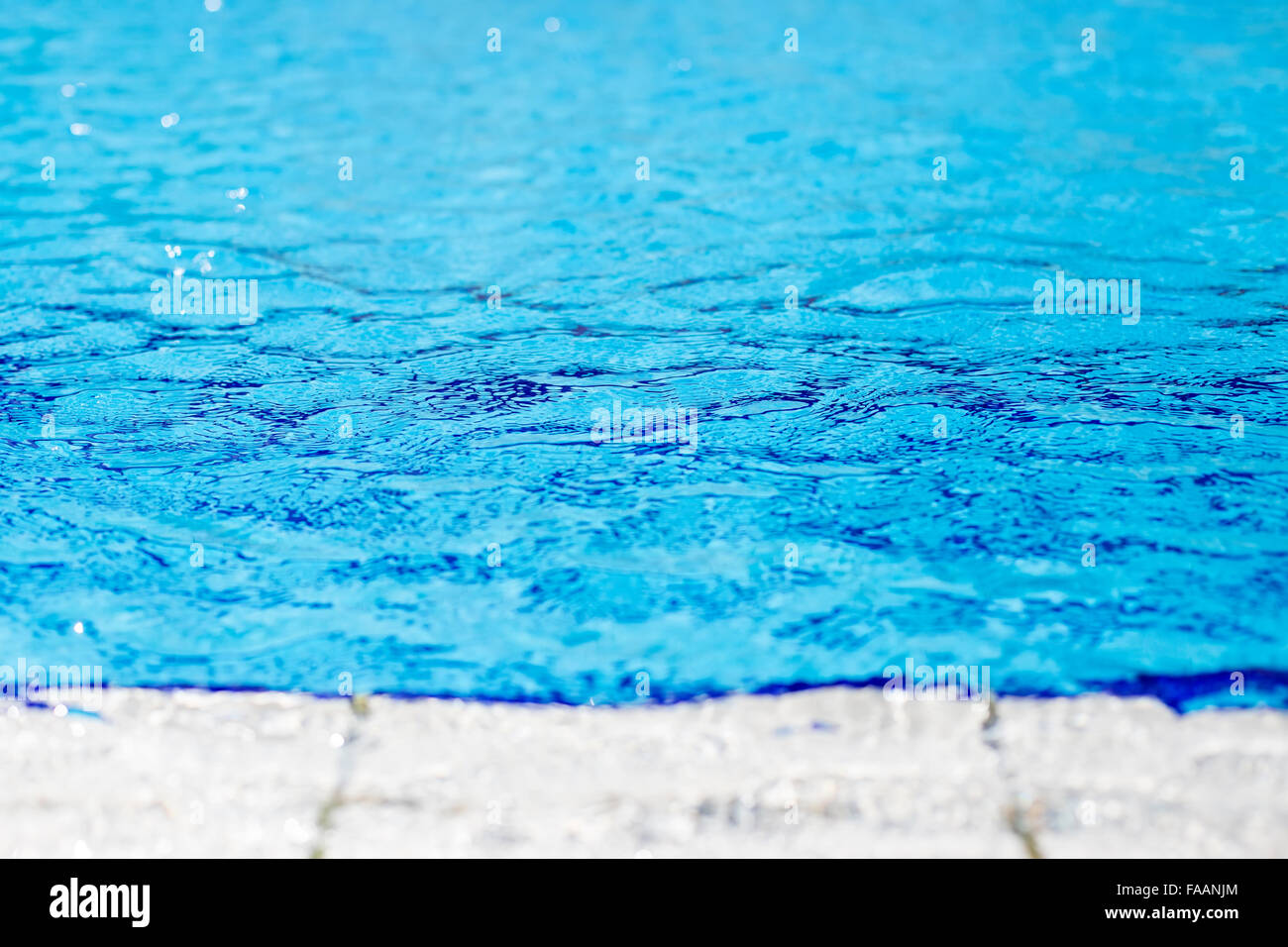 Turquoise swimming pool water hi-res stock photography and images - Alamy