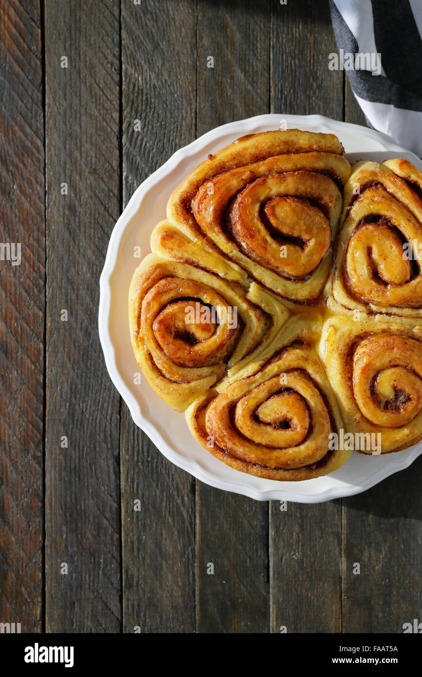 Swedish sweet cinnamon rolls hi-res stock photography and images - Alamy
