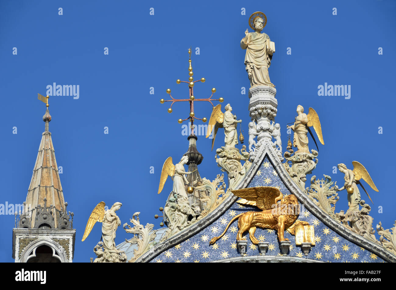 Beautiful friezes hi-res stock photography and images - Alamy