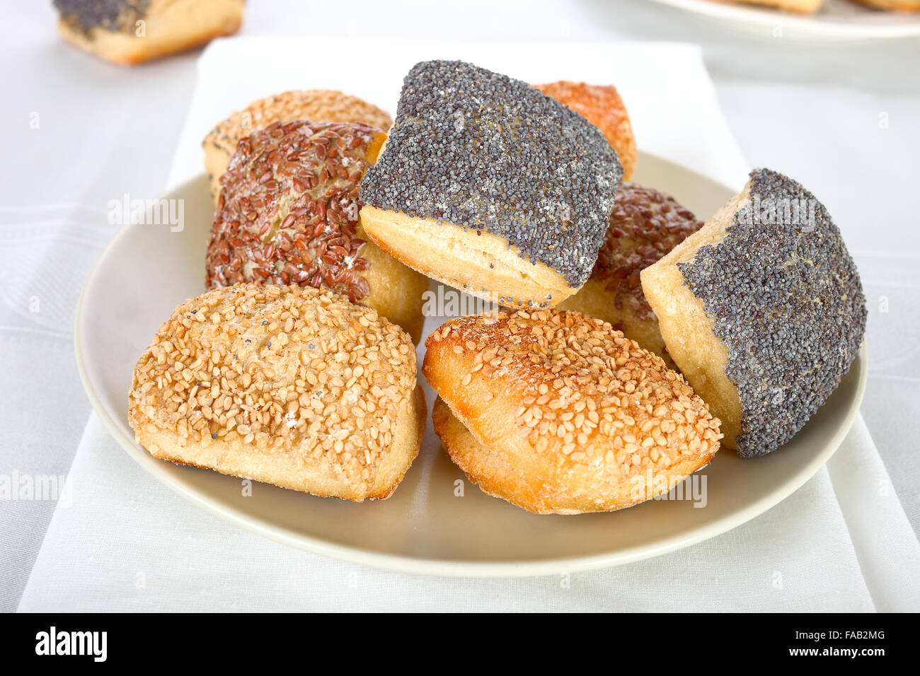 Sesame seed bread roll hi-res stock photography and images - Alamy