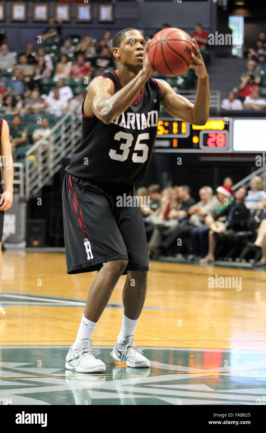 Honolulu, Hawaii, USA. 25th December, 2015. Harvard Crimson guard ...