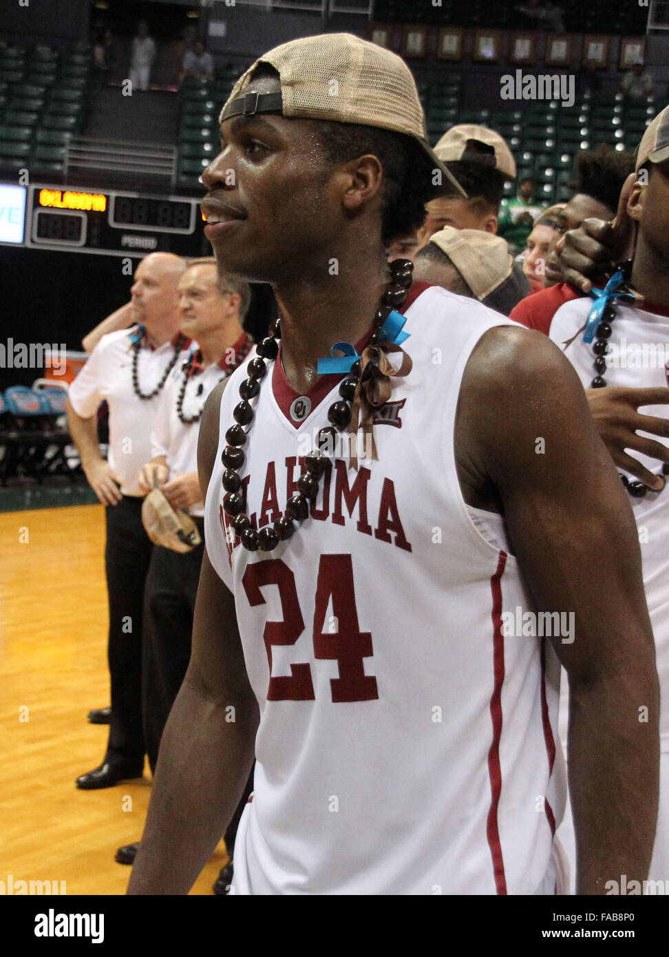 Honolulu, Hawaii, USA. 25th December, 2015. Oklahoma Sooners guard ...