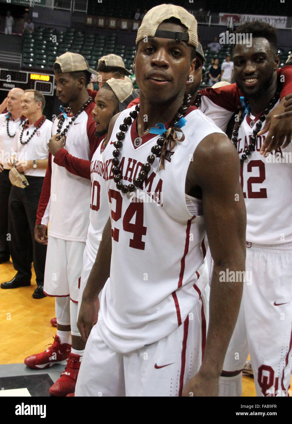 Honolulu, Hawaii, USA. 25th December, 2015. Oklahoma Sooners guard ...