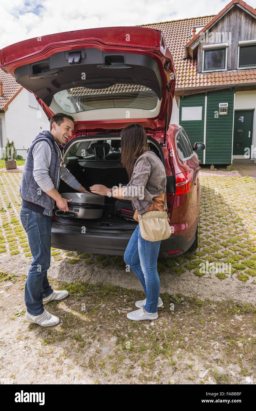 Unload car hi-res stock photography and images - Alamy