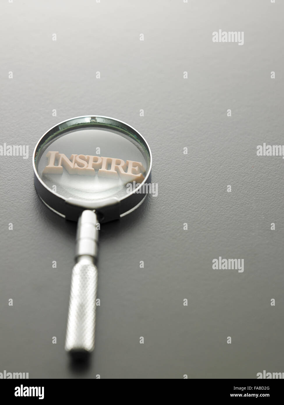 Magnifying glass pattern hi-res stock photography and images - Alamy