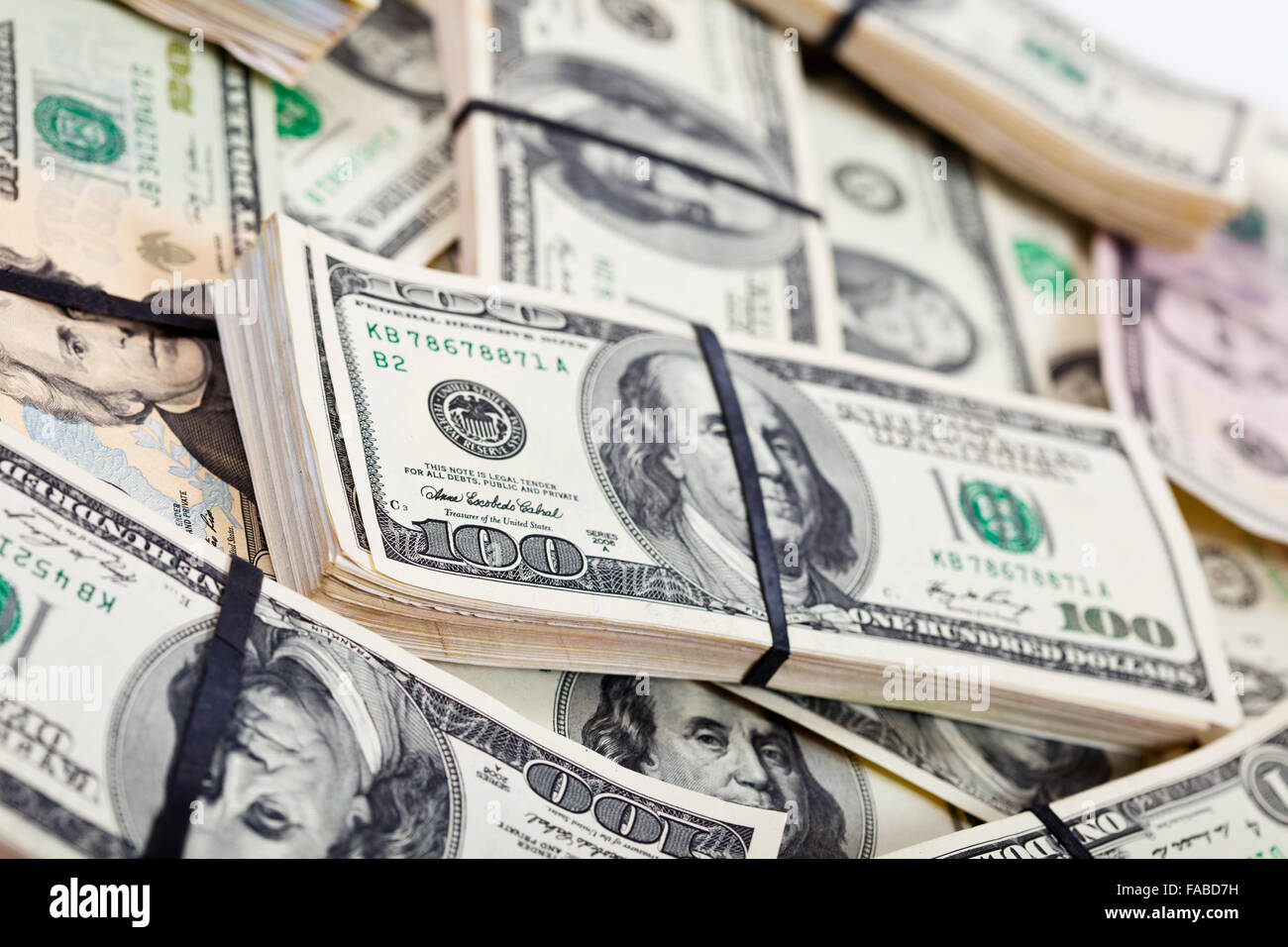 Bank notes bundles hi-res stock photography and images - Alamy