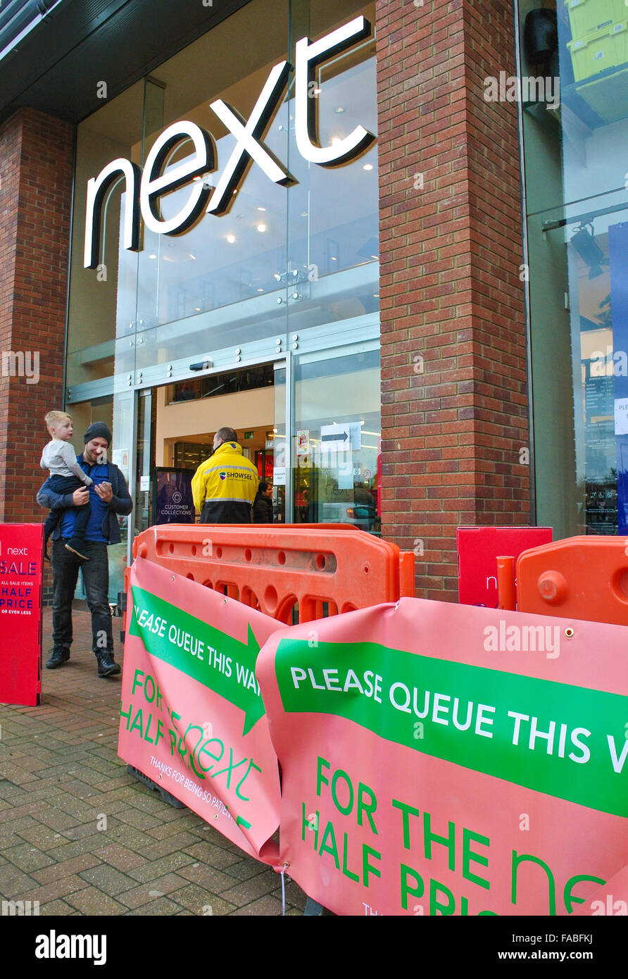 Riverside retail park hi-res stock photography and images - Alamy