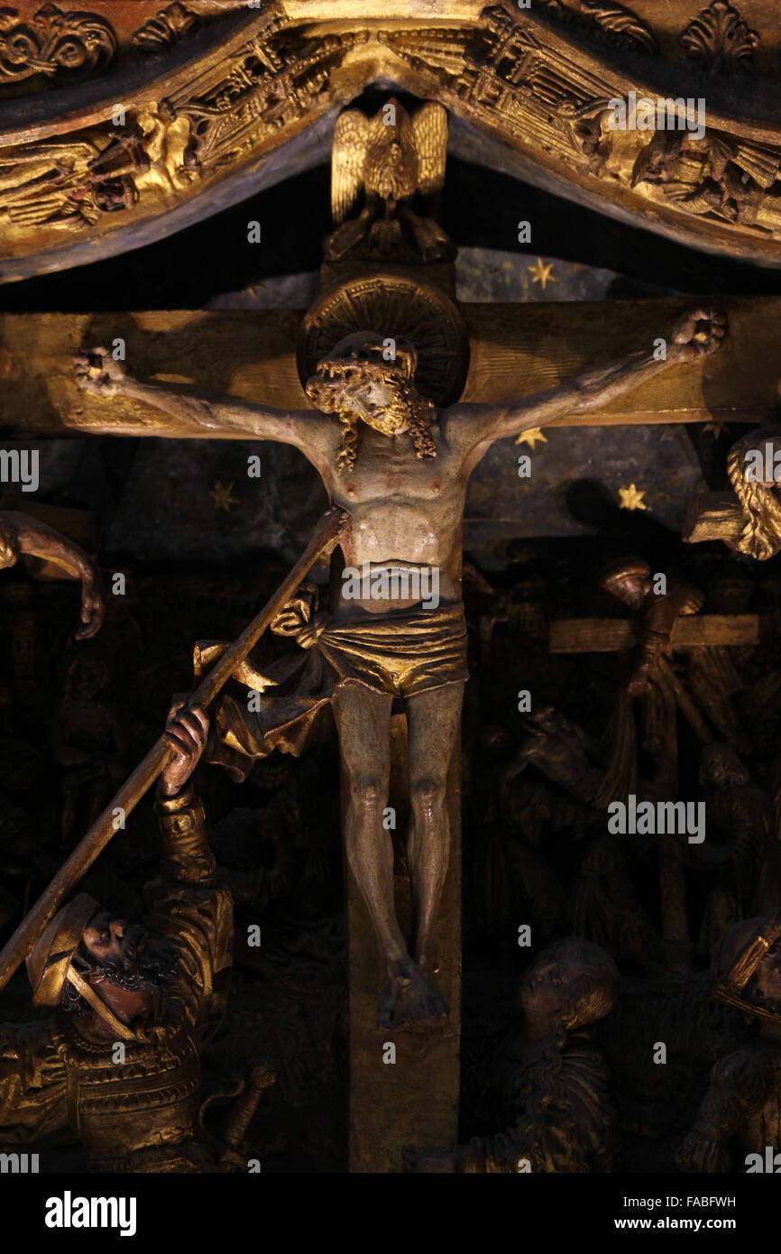 A sculpture of Jesus speared by Longinus Stock Photo - Alamy