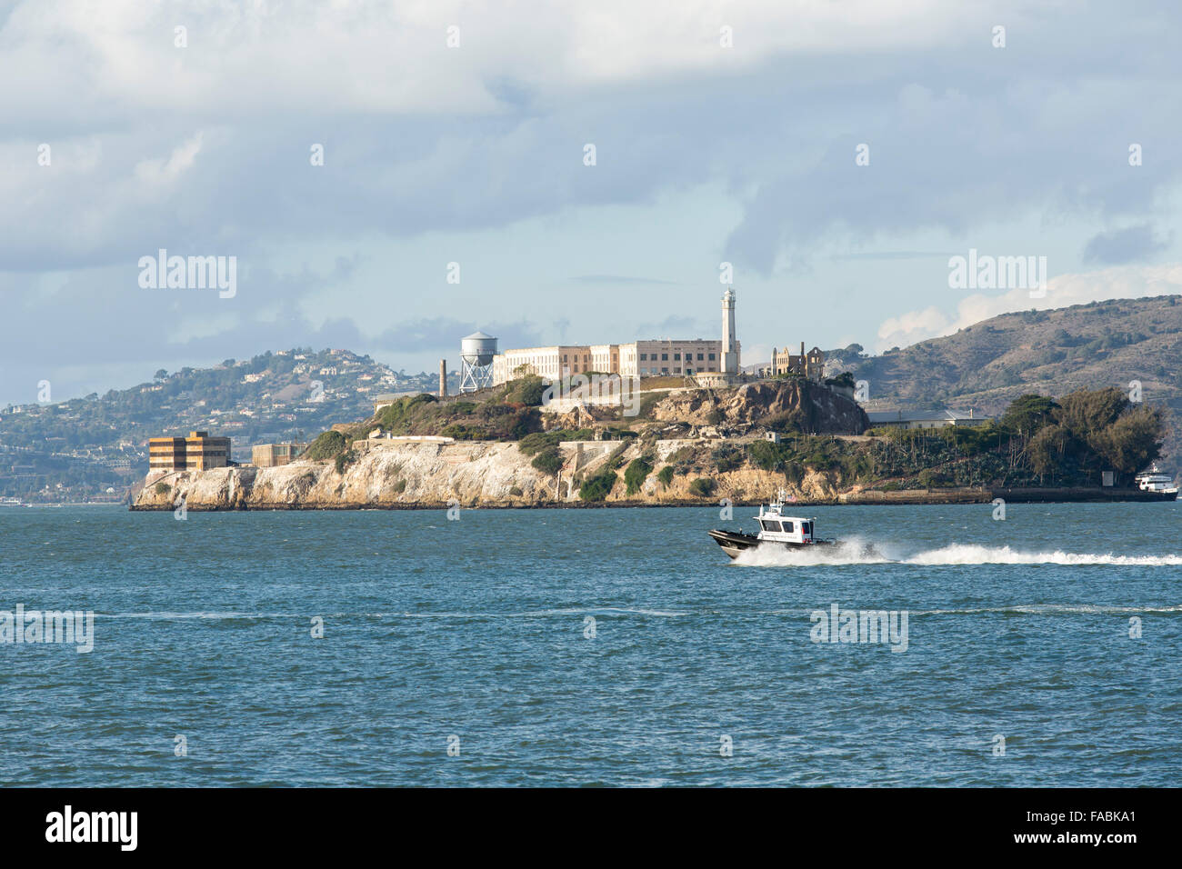Native american boat alcatraz hi-res stock photography and images - Alamy