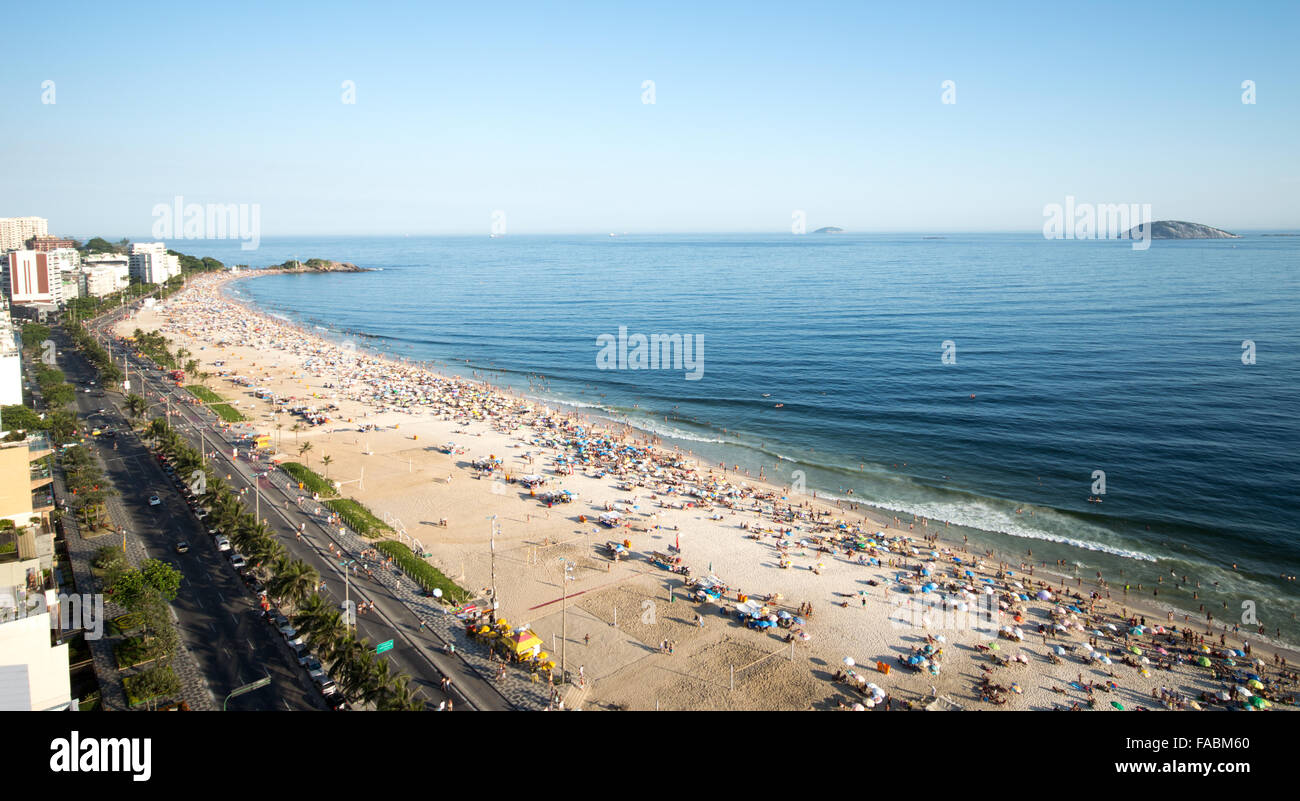 Ipanema Beach in Rio de Janeiro, Brazil Stock Photo - Alamy