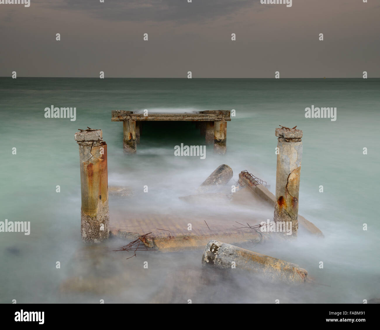 Mahboula beach hi-res stock photography and images - Alamy