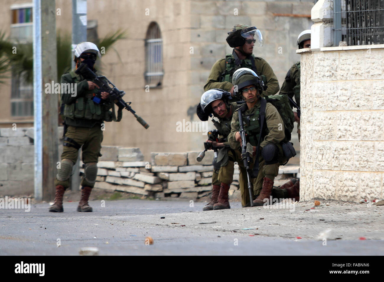 Ramallah, West Bank, Palestinian Territory. 26th Dec, 2015. Israeli ...