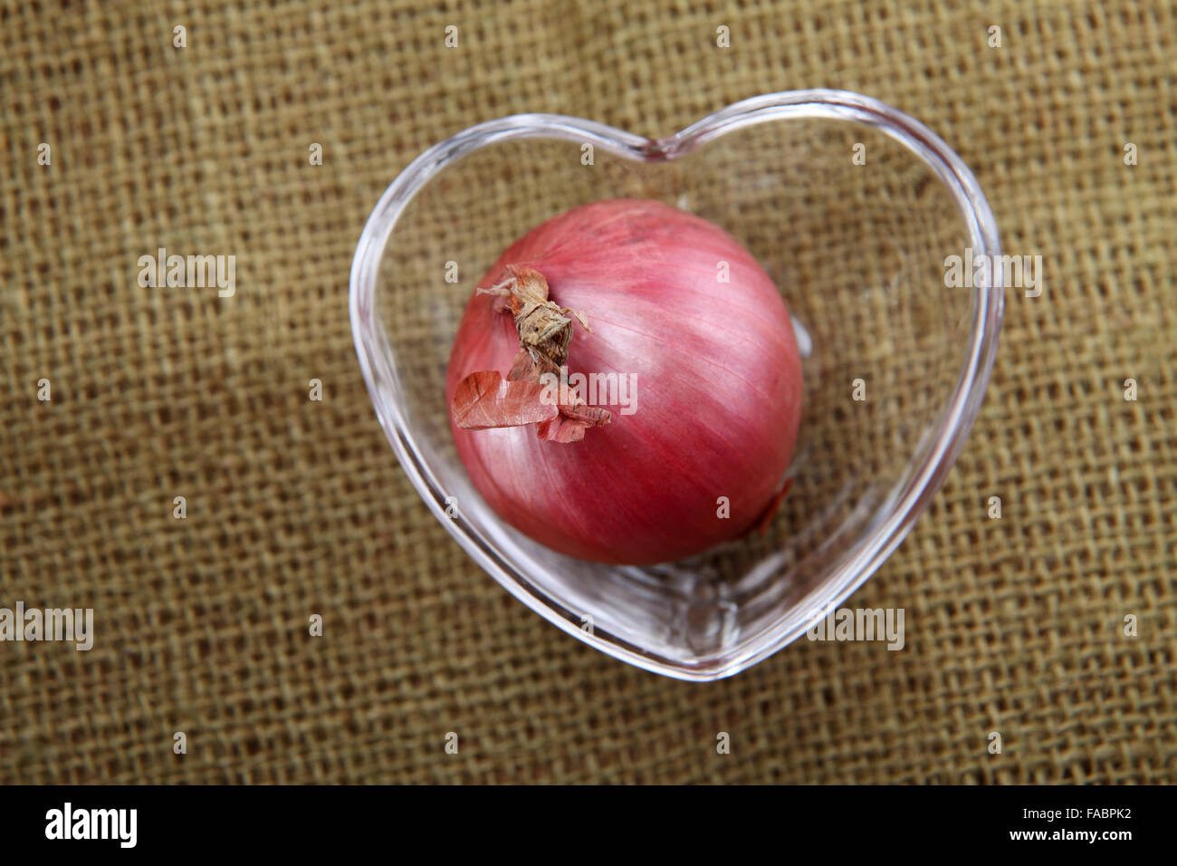 Heart shape with onion hi-res stock photography and images - Alamy