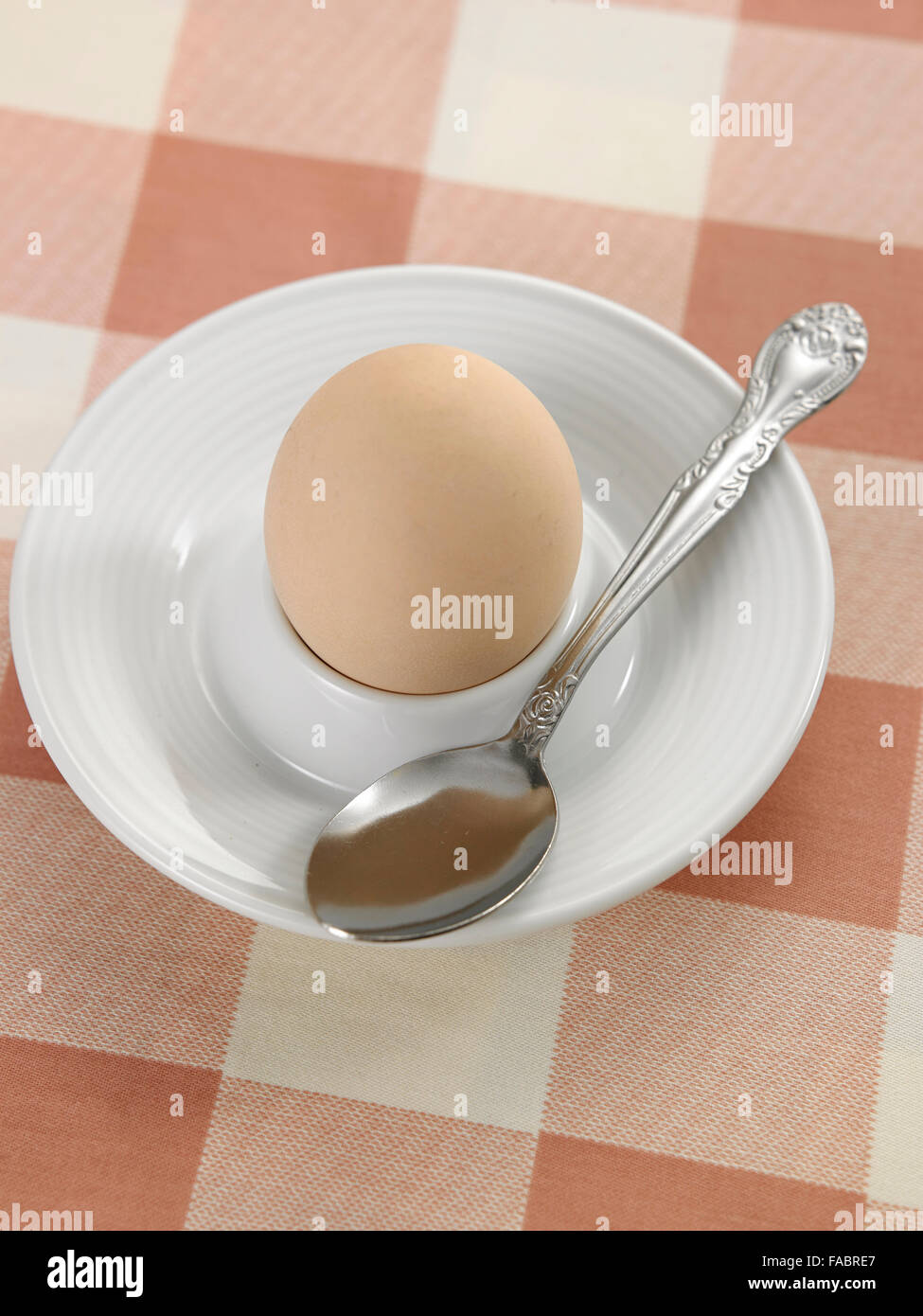 Half boiled egg hi-res stock photography and images - Alamy