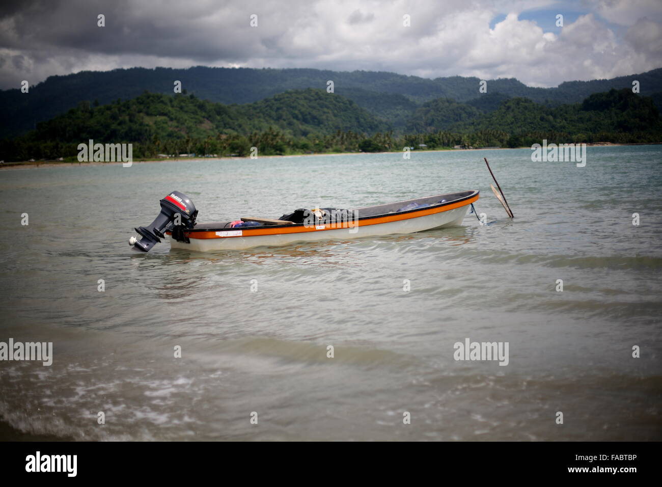 Papua, Indonesia. 15th May, 2015. Speedboats in the bordertown Vanimo ...