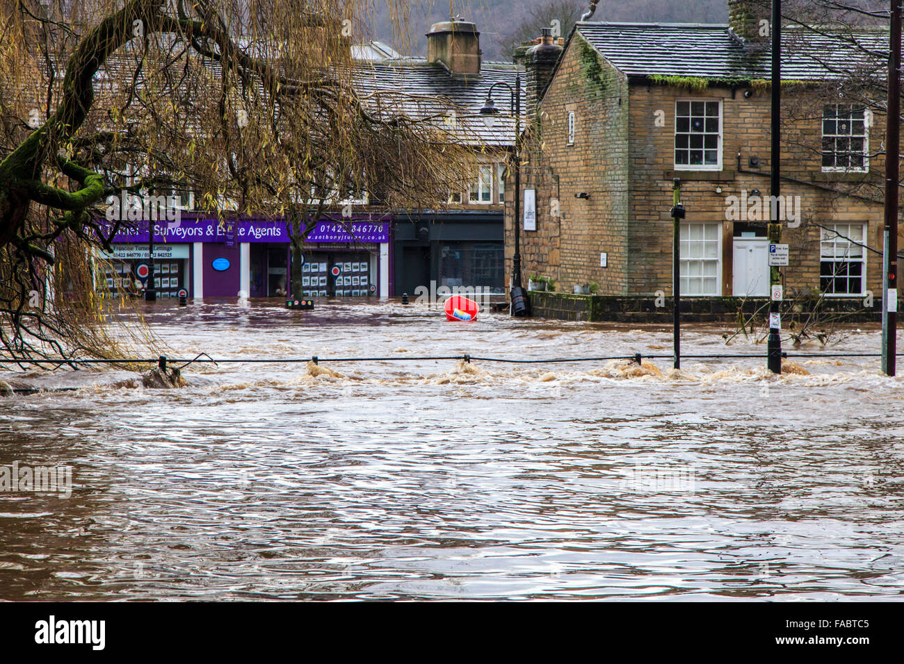 Hebden Bridge, West Yorkshire, UK. 26th December, 2015. Hebden Beck ...