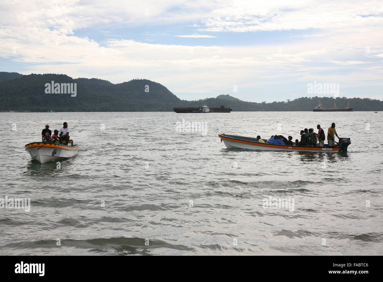 Papua, Indonesia. 13th May, 2015. Speedboats in the bordertown Vanimo ...