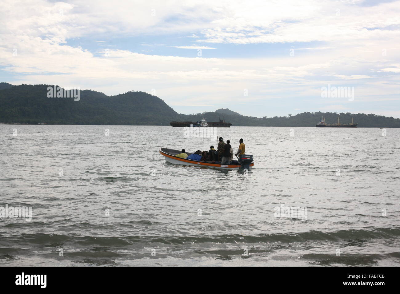 Papua, Indonesia. 13th May, 2015. Speedboats in the bordertown Vanimo ...