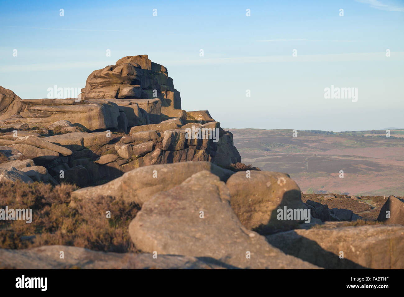 Gritstone rocks hi-res stock photography and images - Alamy