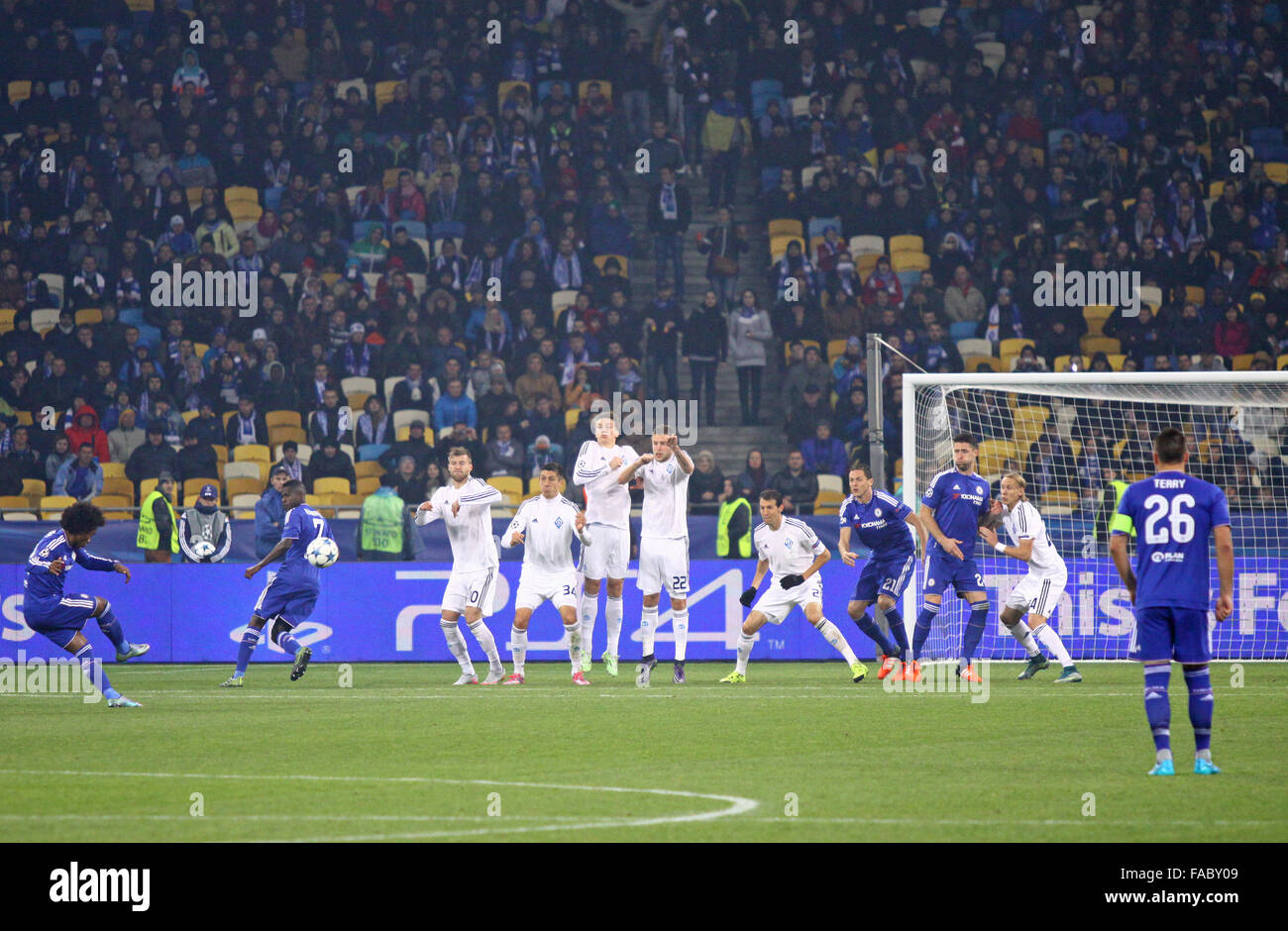 Chelsea team group during the uefa champions league hi-res stock ...