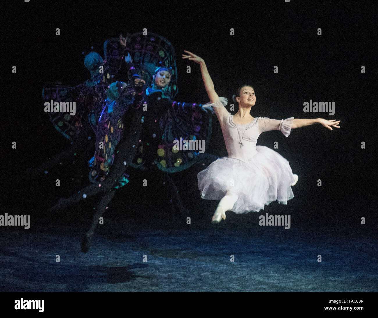 Bolshoi Ballet dancers perform “The Nutcracker” of Tchaikovsky ...