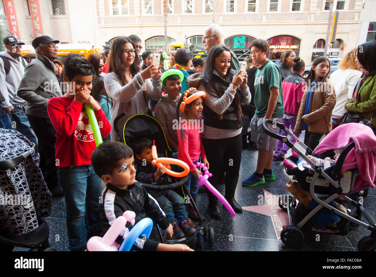 Crowd enjoys performance, Hollywood Boulevard, Hollywood, Los Angeles ...