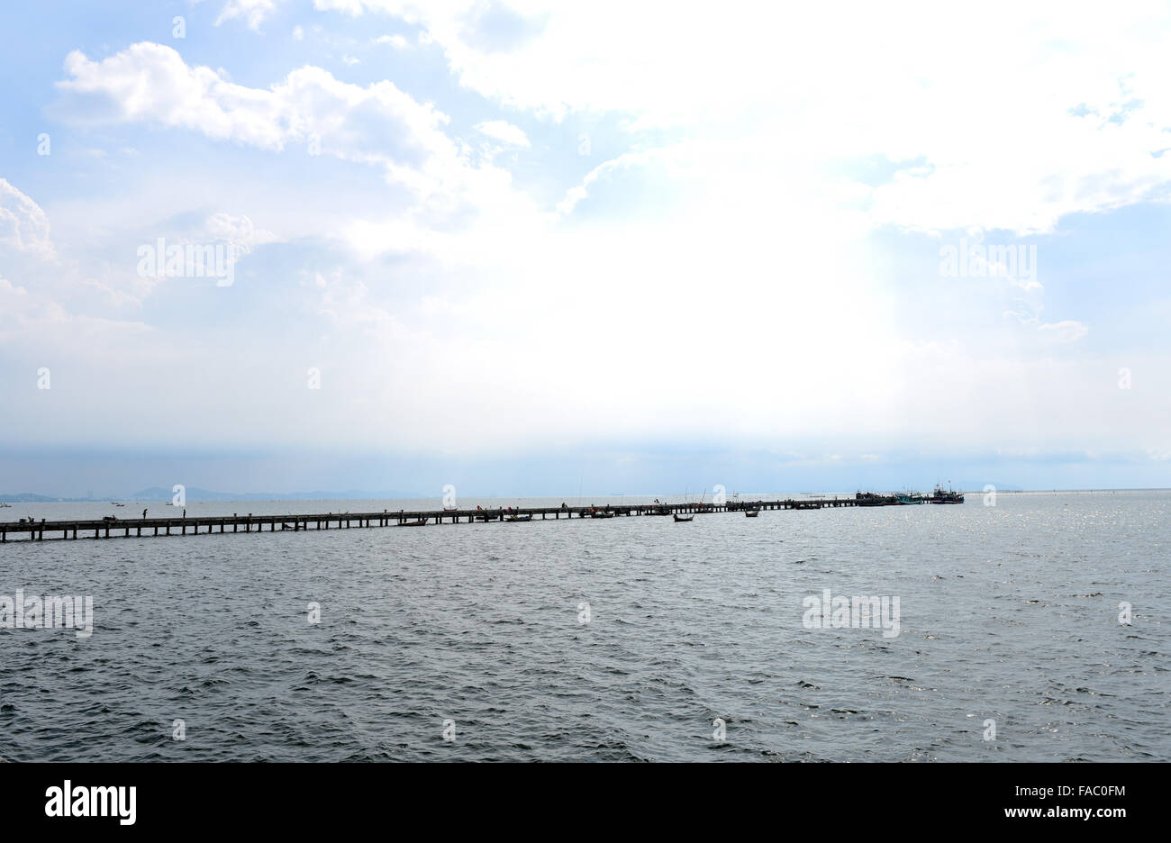 Jetty lighting hi-res stock photography and images - Alamy