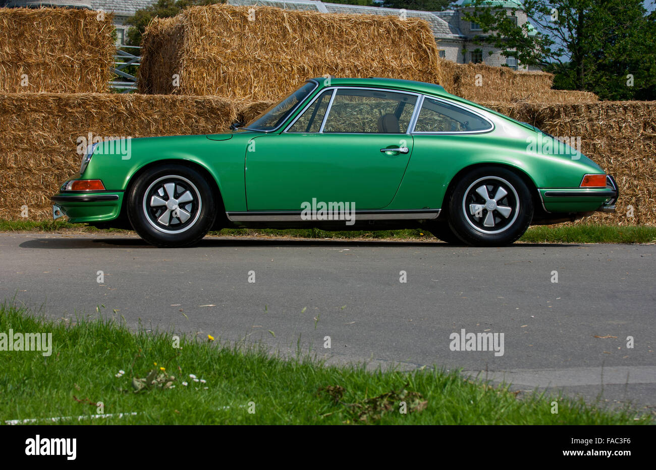 1972 Porsche 911S classic German air cooled sports car Stock Photo - Alamy