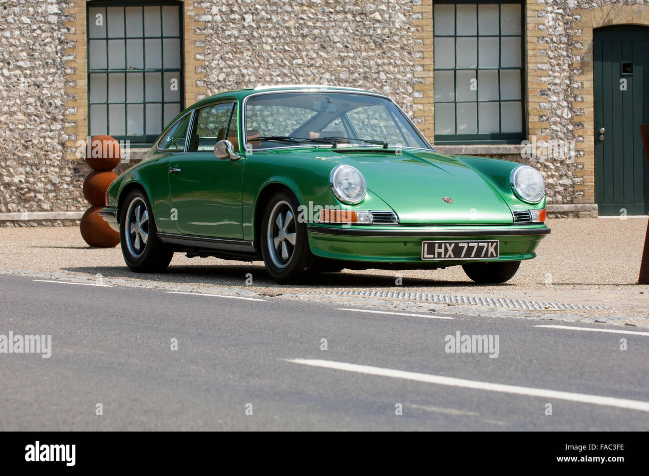 1972 Porsche 911S classic German air cooled sports car Stock Photo - Alamy