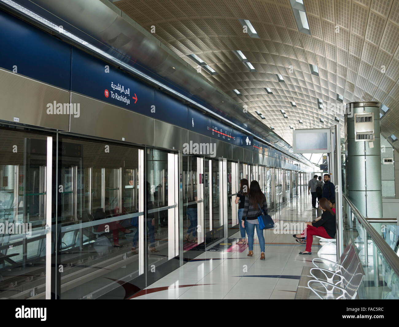 Dubai Commuter Train Metro Station, United Arab Emirates Stock Photo ...