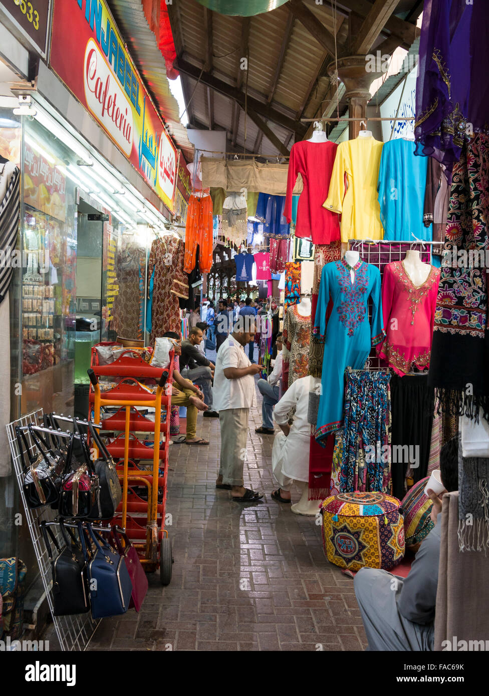 Naif market hi-res stock photography and images - Alamy