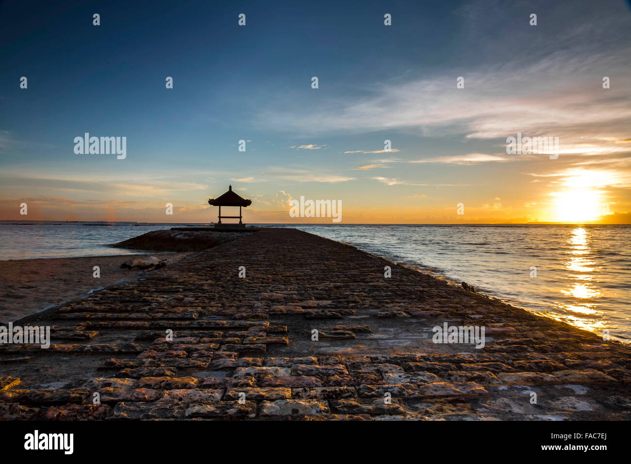 How sun rise hi-res stock photography and images - Alamy