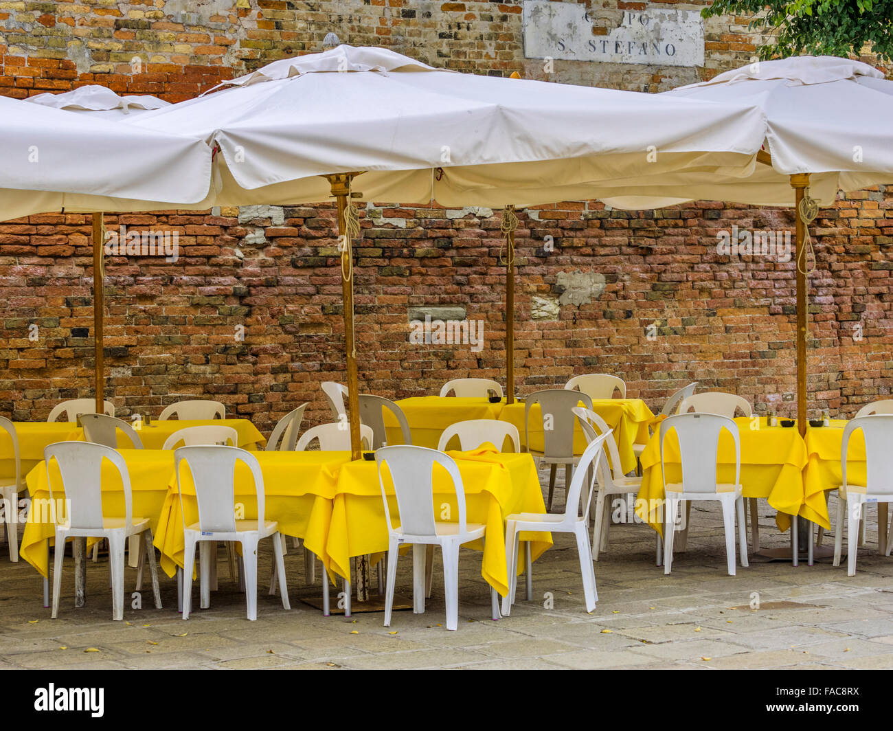 Murano restaurant murano island venice hi-res stock photography and ...