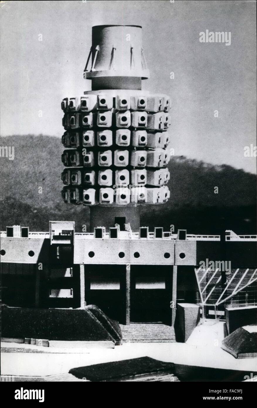 50 meter high tower hi-res stock photography and images - Alamy