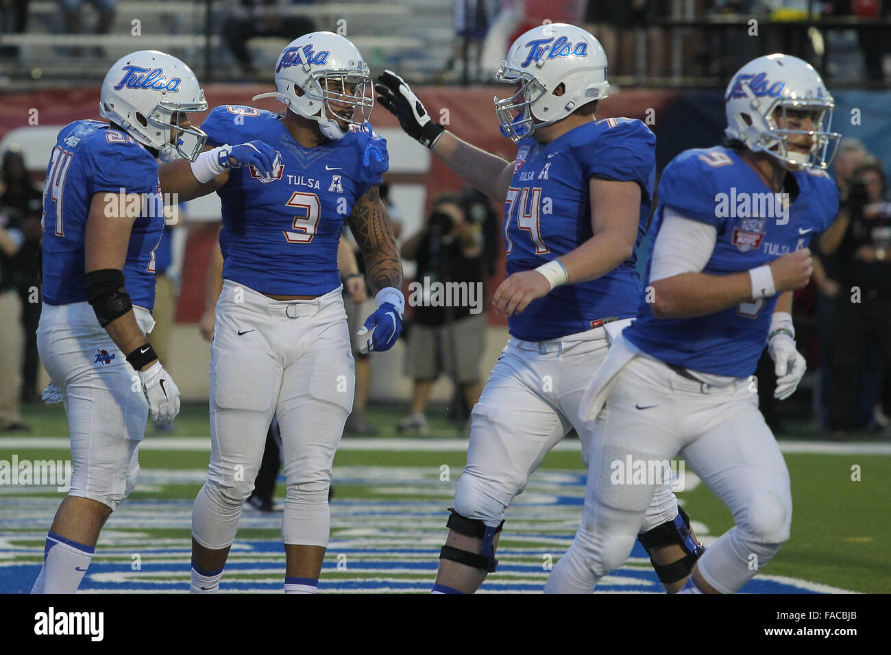 Shreveport, LA, USA. 26th Dec, 2015. December 26, 2015: Tulsa RB Zach ...