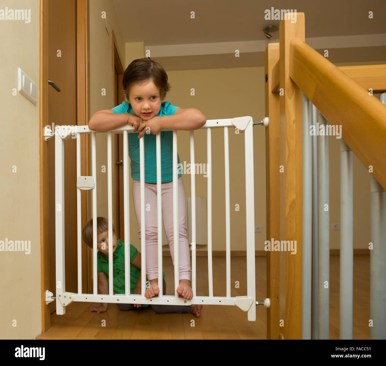 Safety 4 sisters hi-res stock photography and images - Alamy