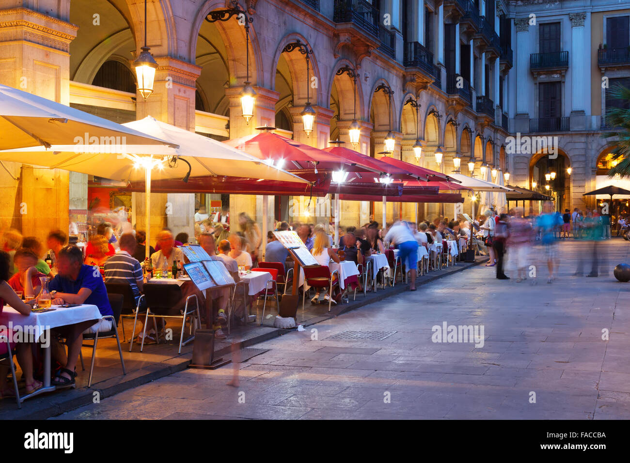 Night view of placa reial in barcelona hi-res stock photography and ...