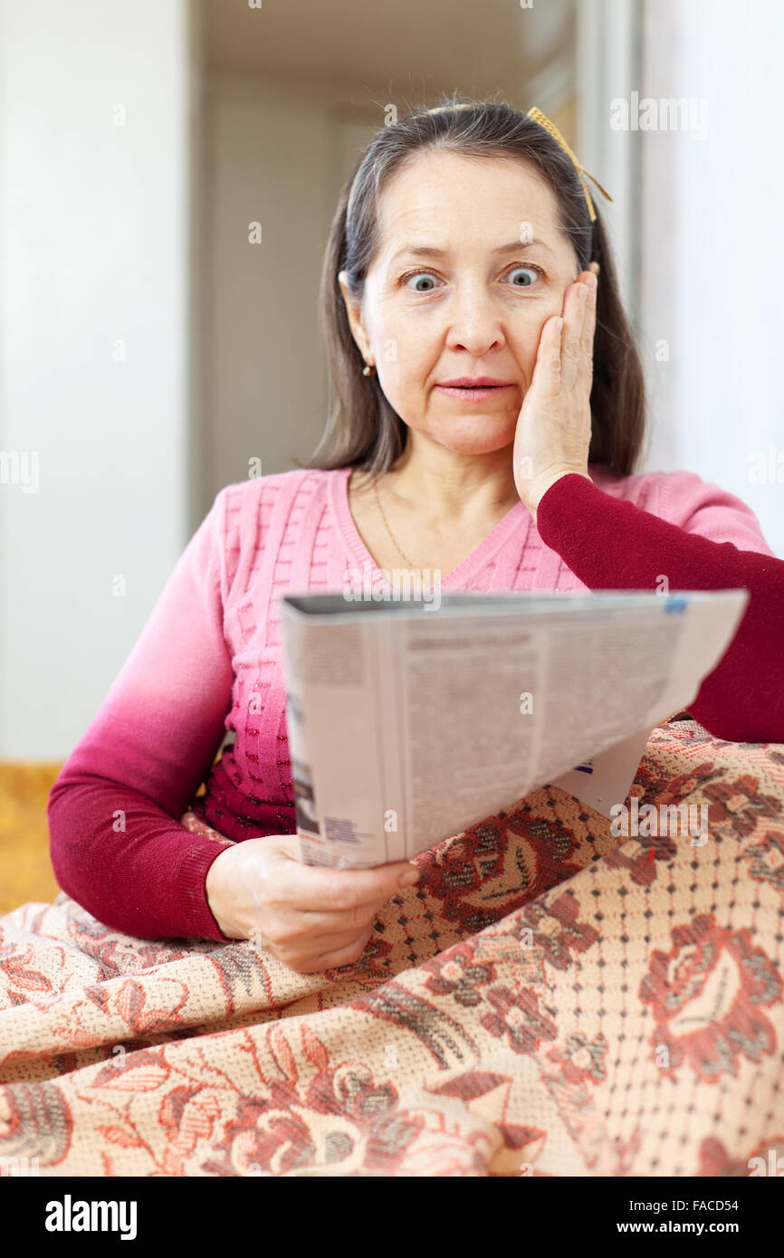 Readed hi-res stock photography and images - Alamy