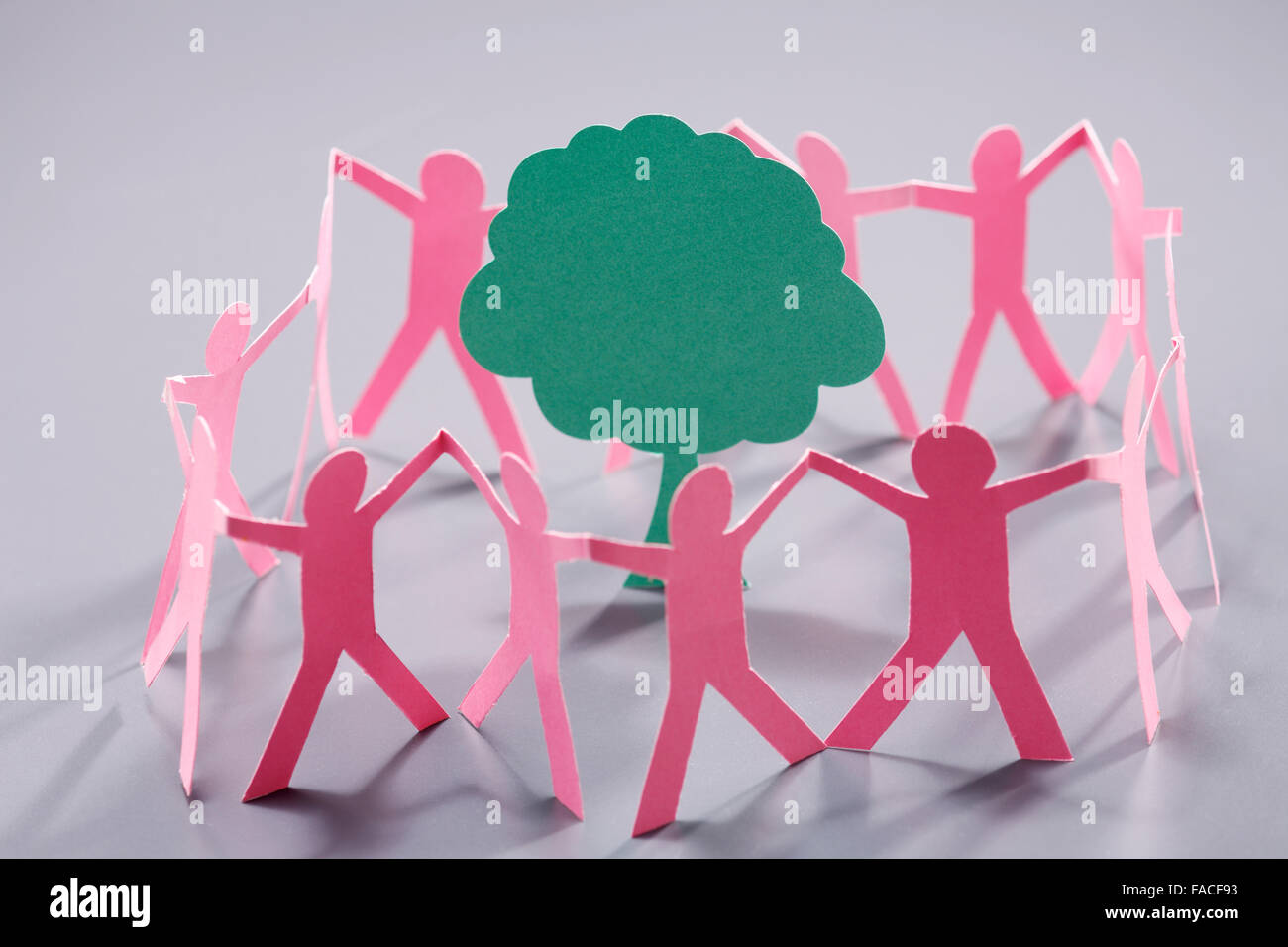 Paper chain tree hi-res stock photography and images - Alamy