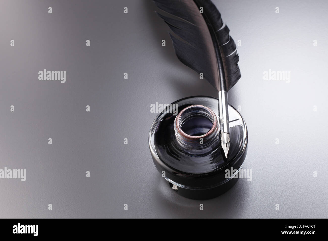 Ink Well Quill Stock Photos & Ink Well Quill Stock Images - Alamy